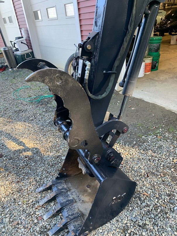 John Deere 26 & 27 Hydraulic Pin-on Excavator Thumb w/ Hoses - uses fa ...